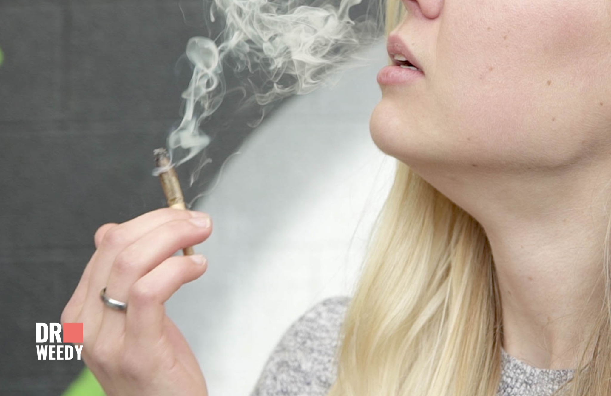 How Long Does the Smell of Weed Last? Discover Methods to Eliminate the ...
